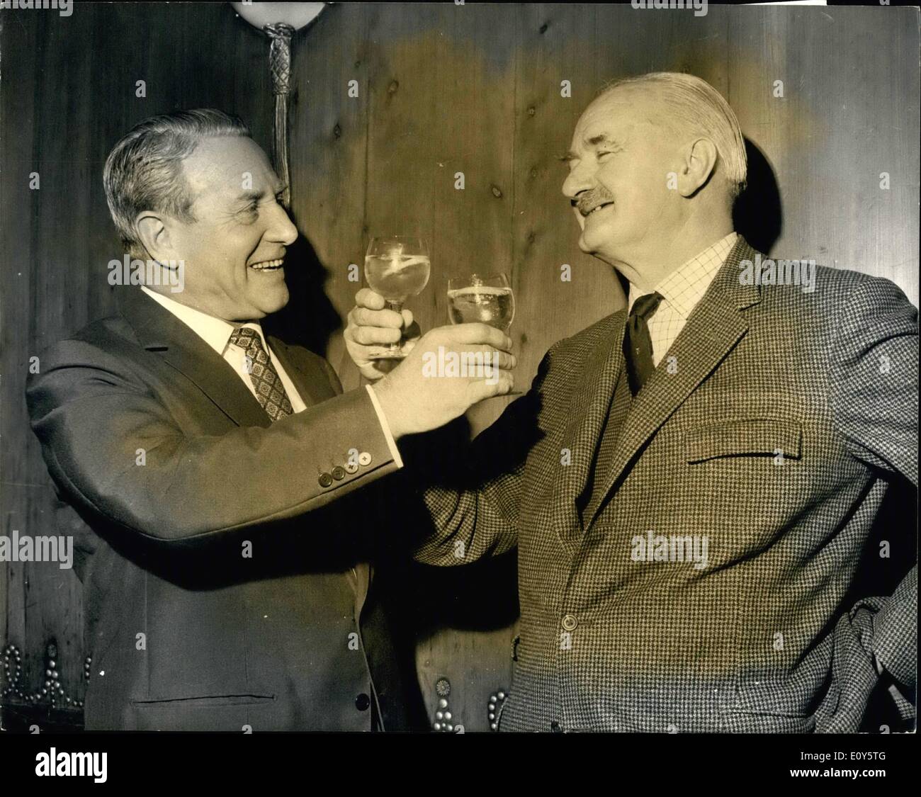 20 november 1968 hi-res stock photography and images - Alamy
