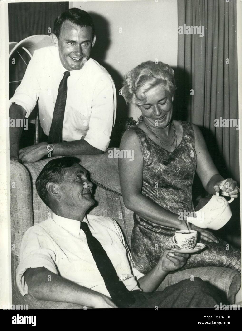 Mar. 03, 1969 - Girl reporter steps into the Storm surrounding ...