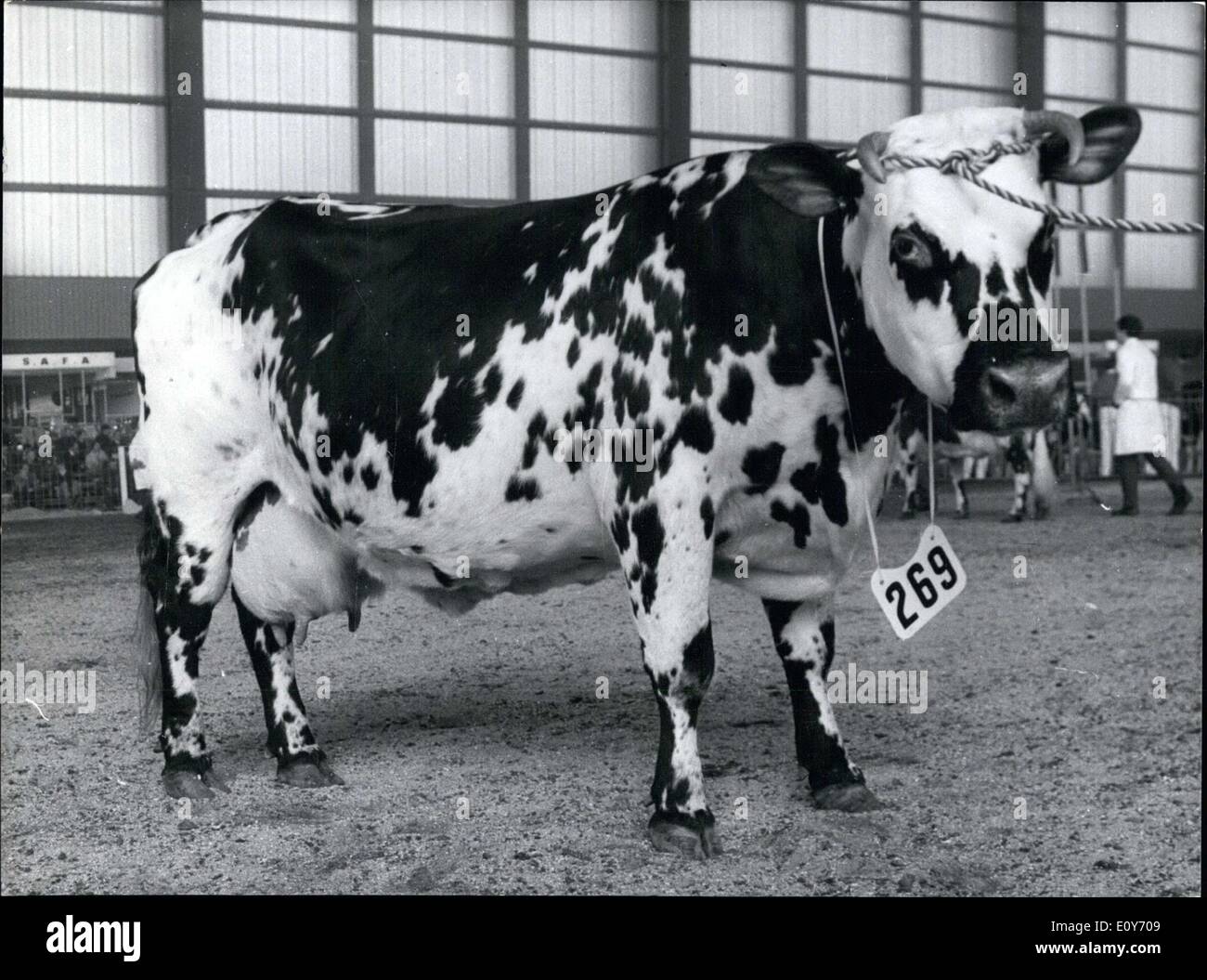 Versailles normande hi-res stock photography and images - Alamy