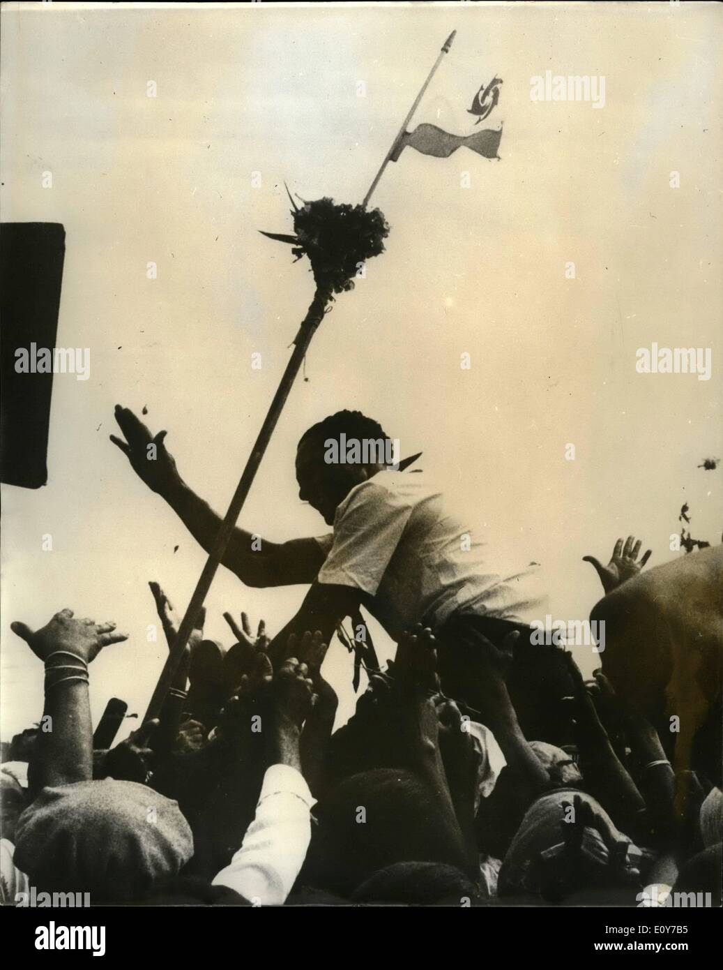 Self styled president of anguilla hi-res stock photography and images ...