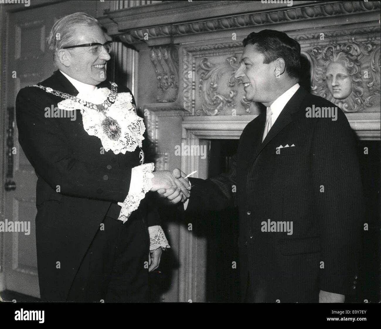 Jan. 01, 1969 - Lord Mayor receives deputy governing mayor of Berlin ...