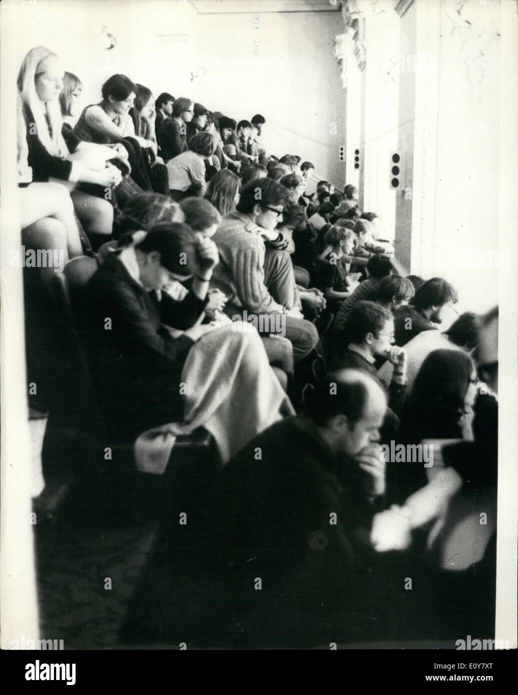Hitler listening hi-res stock photography and images - Alamy