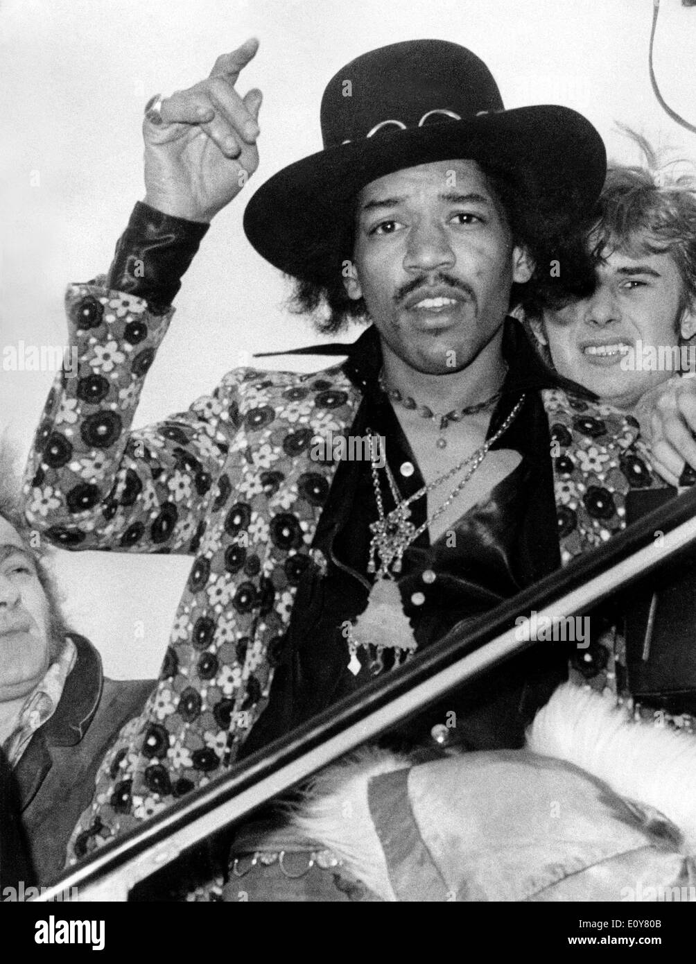Jimi hendrix united states musician Black and White Stock Photos ... Jimi hendrix united states musician Black and White Stock Photos ...