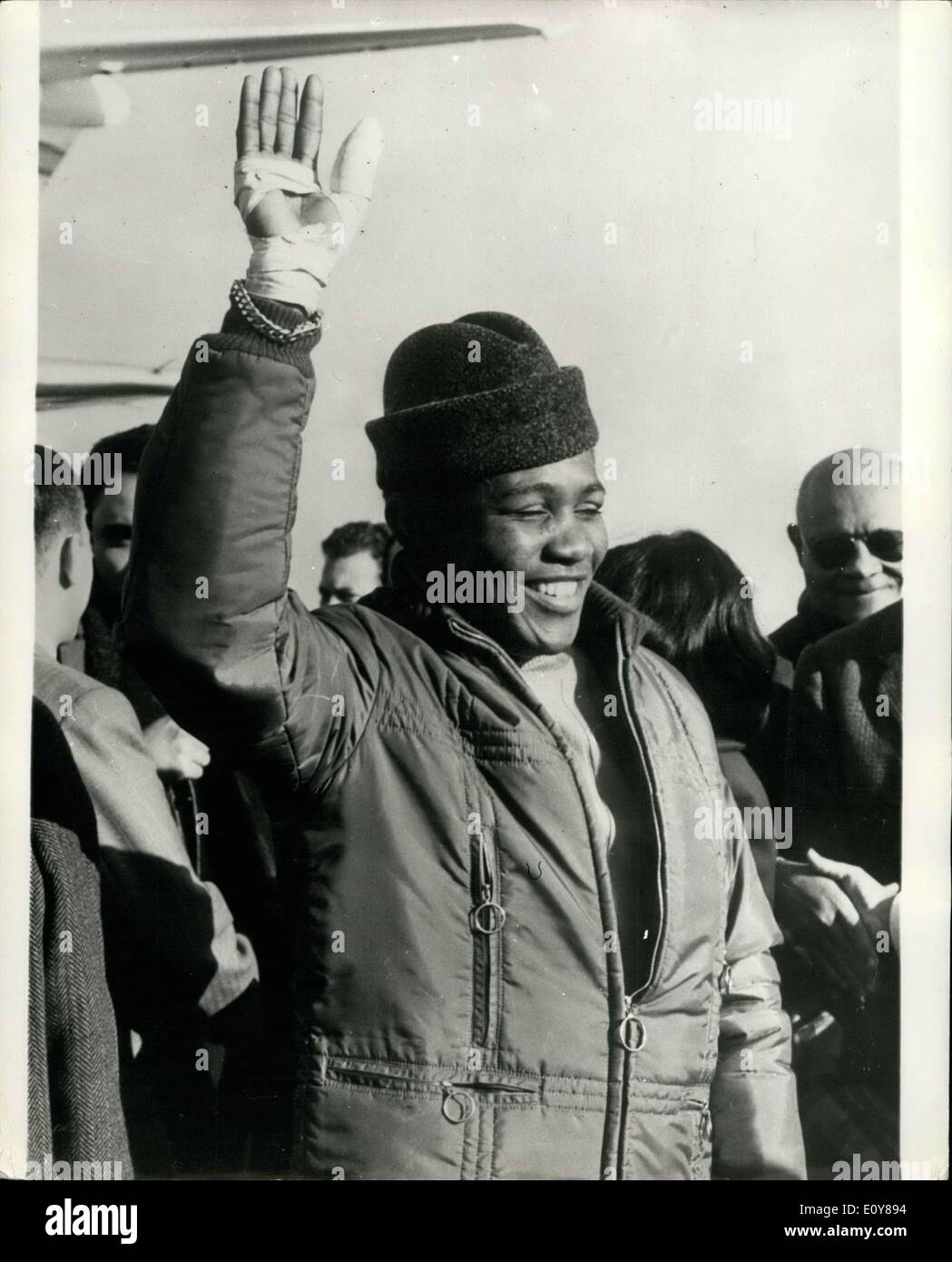 Jan. 25, 1969 - JOSE LEGRA RETURNS TO SPAIN WITHOUT HIS TITLE. JOSE ...