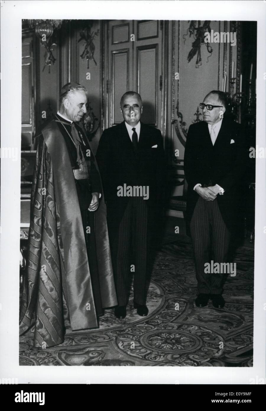 Papal nuncio hi-res stock photography and images - Alamy