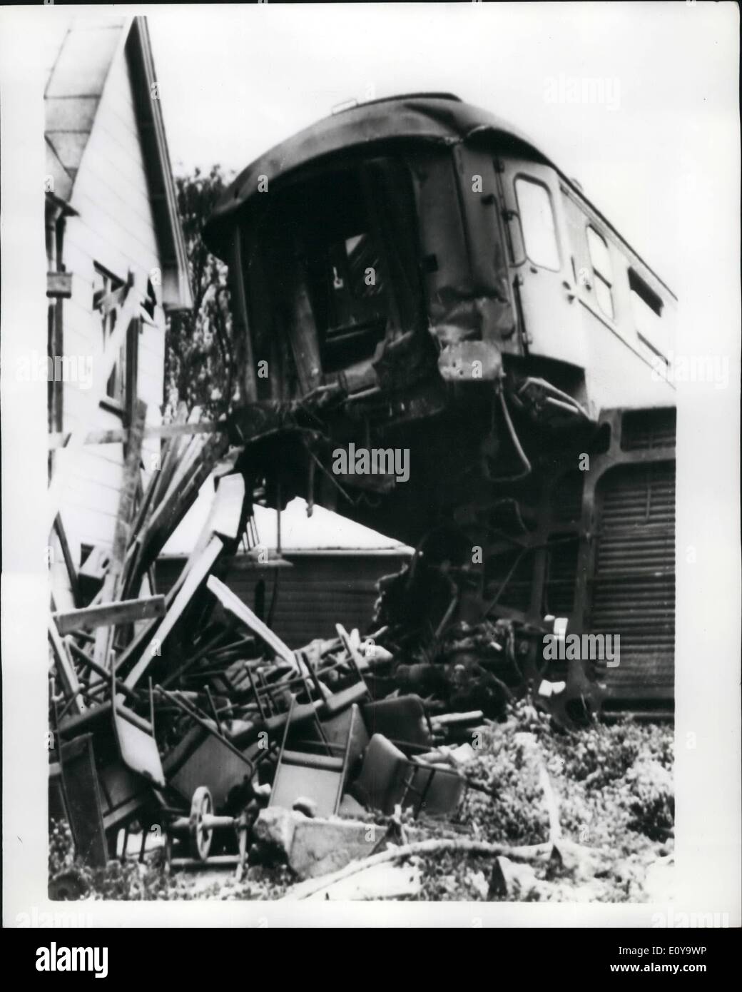 Five to eight hi-res stock photography and images - Alamy