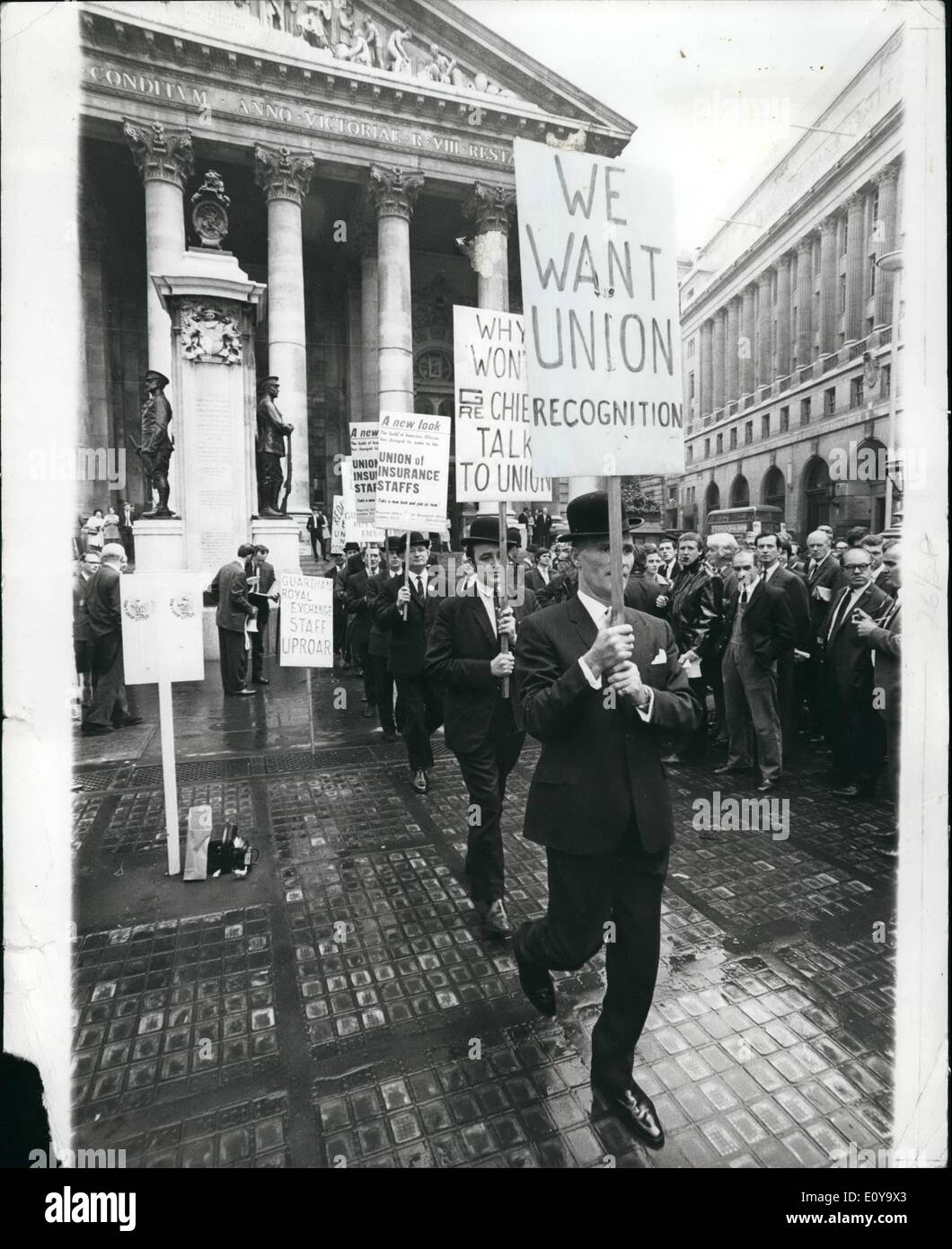 Grievance hi-res stock photography and images - Alamy