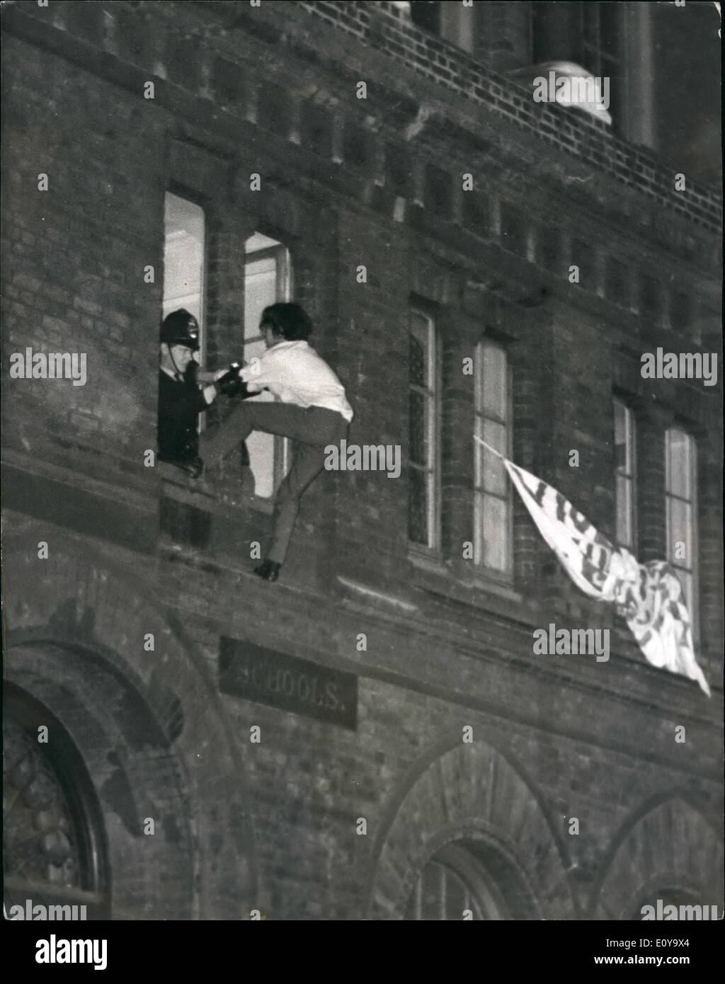 Leading at the first jump from hi-res stock photography and images - Alamy