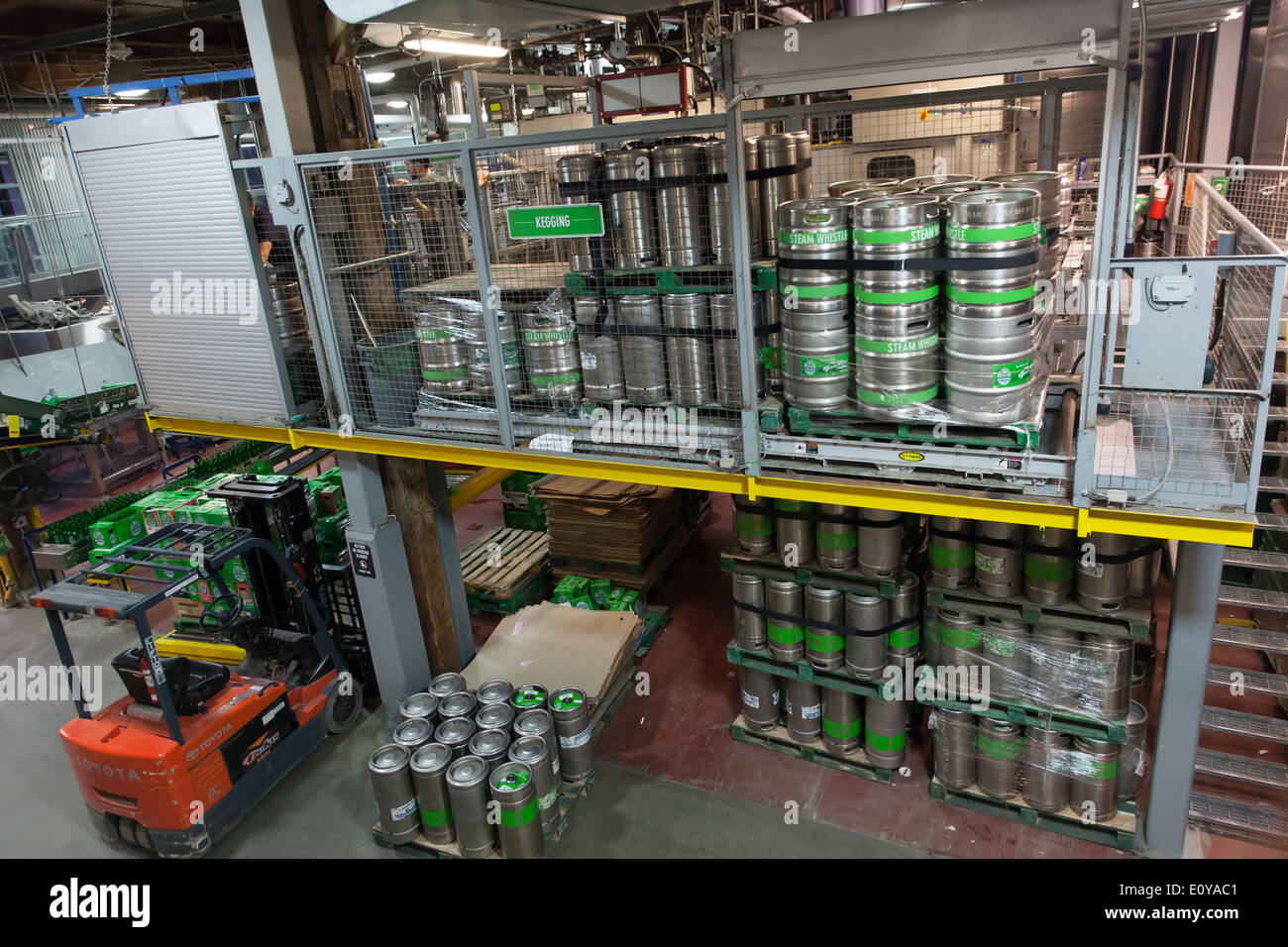 Beer barrels hi-res stock photography and images - Alamy