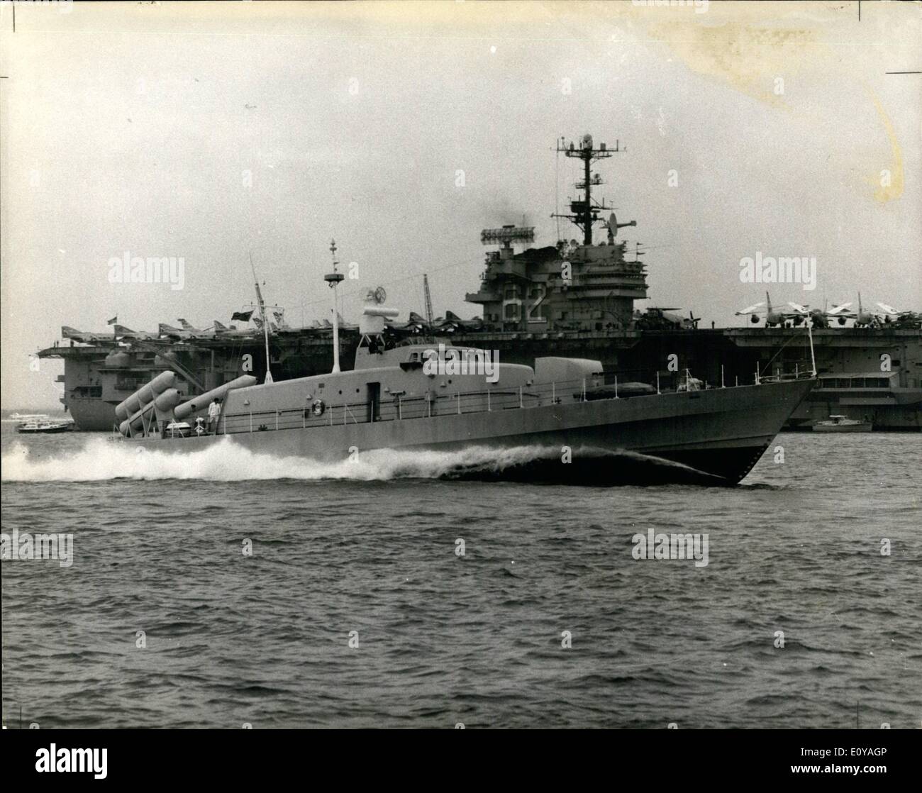Sep. 09, 1969 - Vosper Thornenycroft's New Fast Patrol Boat Design: The ...