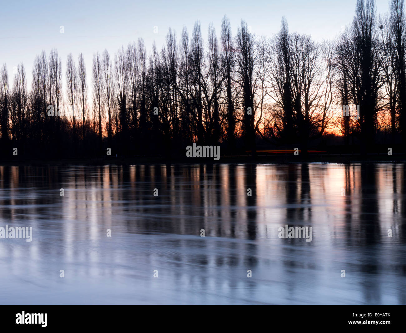 Europe, UK, England, Surrey, river thames scene sunset Stock Photo - Alamy