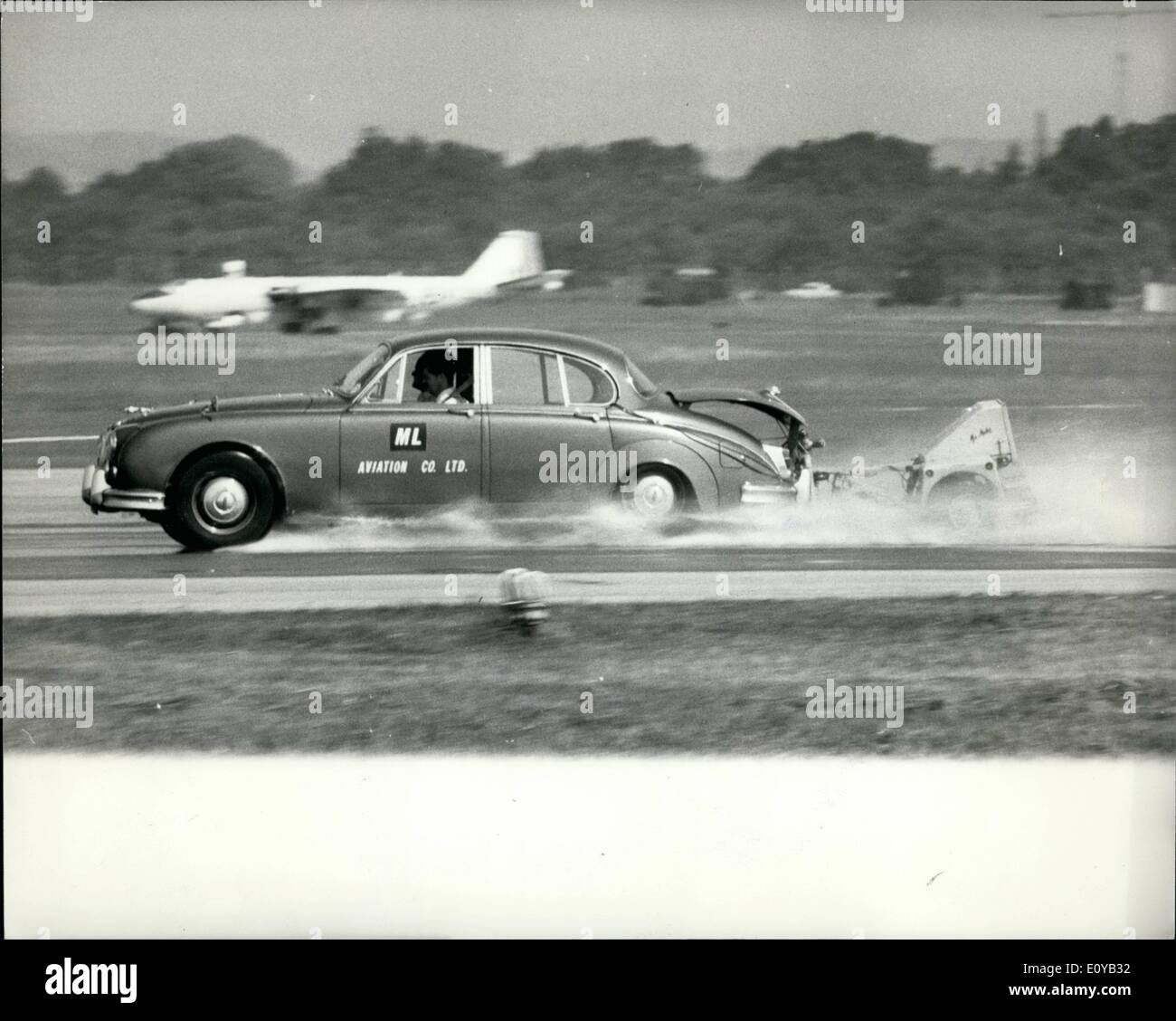 Jul. 07, 1969 - Joint Mintech/NASA/US Air Force Runway Friction Trials ...