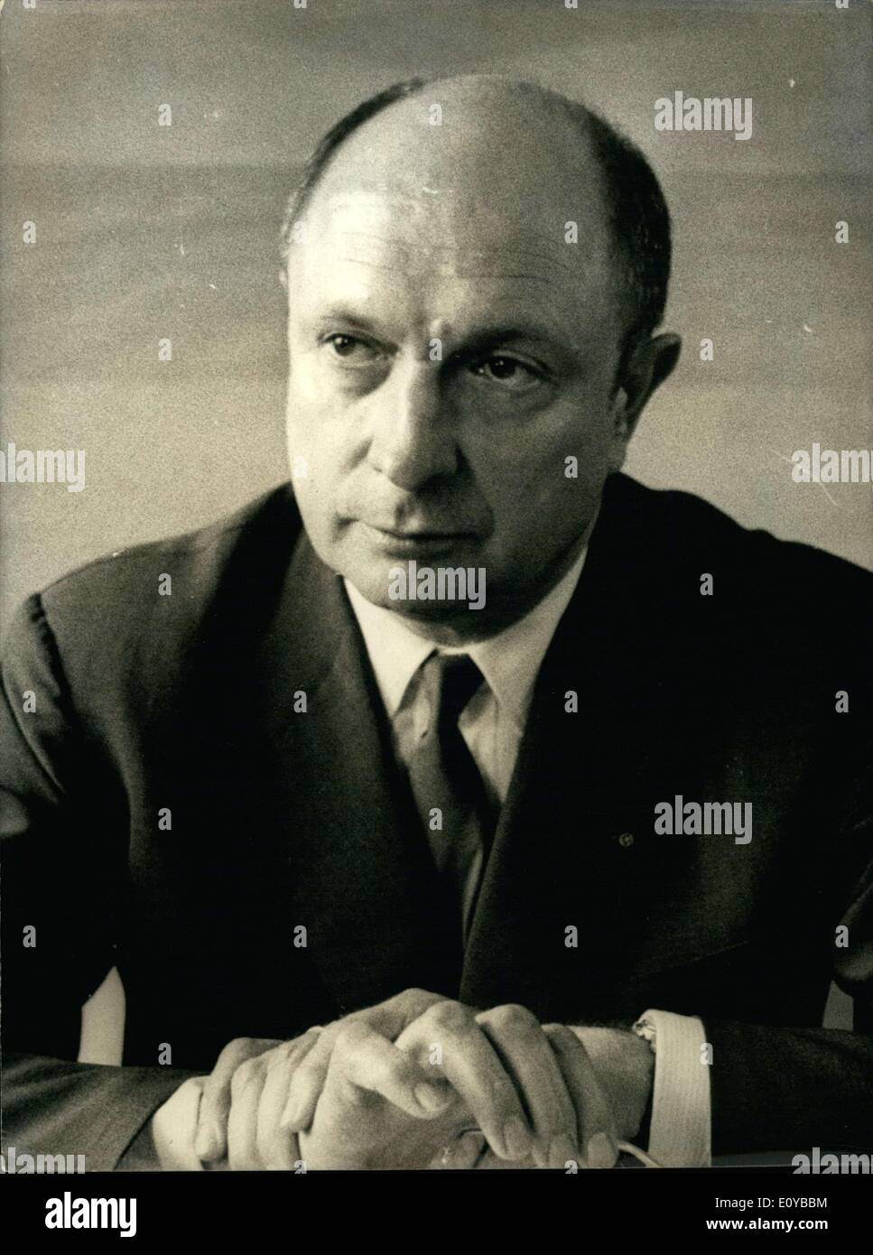 Roger martin hi-res stock photography and images - Alamy