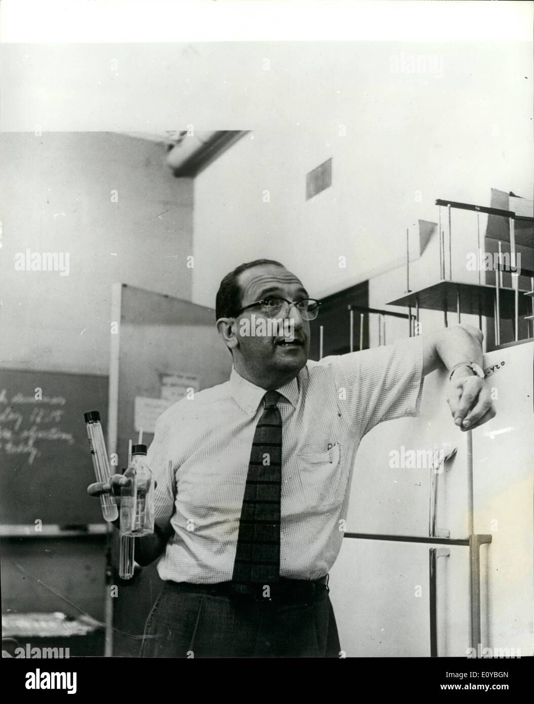 Oct. 10, 1969 - Nobel Prize in Physiology and Medicine 1969 The Nobel ...