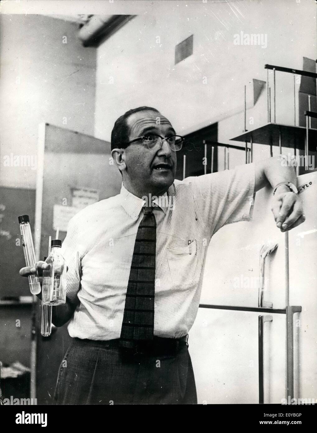 Oct. 10, 1969 - Nobel Prize in Physiology and Medicine 1969 The Nobel ...
