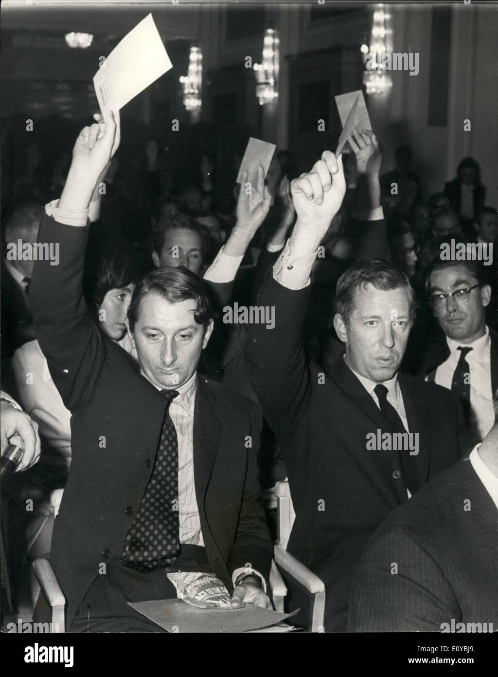 Oct. 10, 1969 - Uproar At Today's Special Meeting Of The Pergamon Press ...