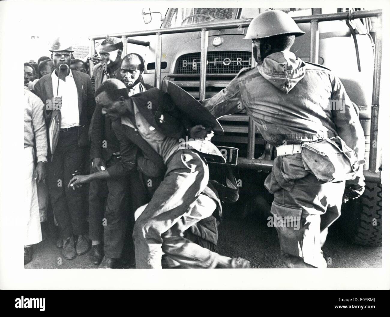 Kenya elections hi-res stock photography and images - Alamy