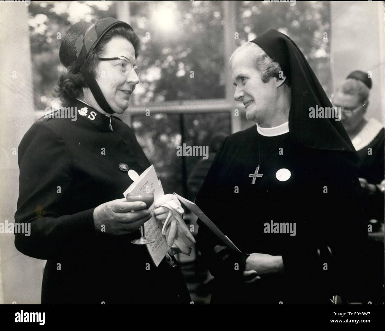 Oct. 10, 1969 - Women of the year Luncheon at the Savoy Hotel: The ...
