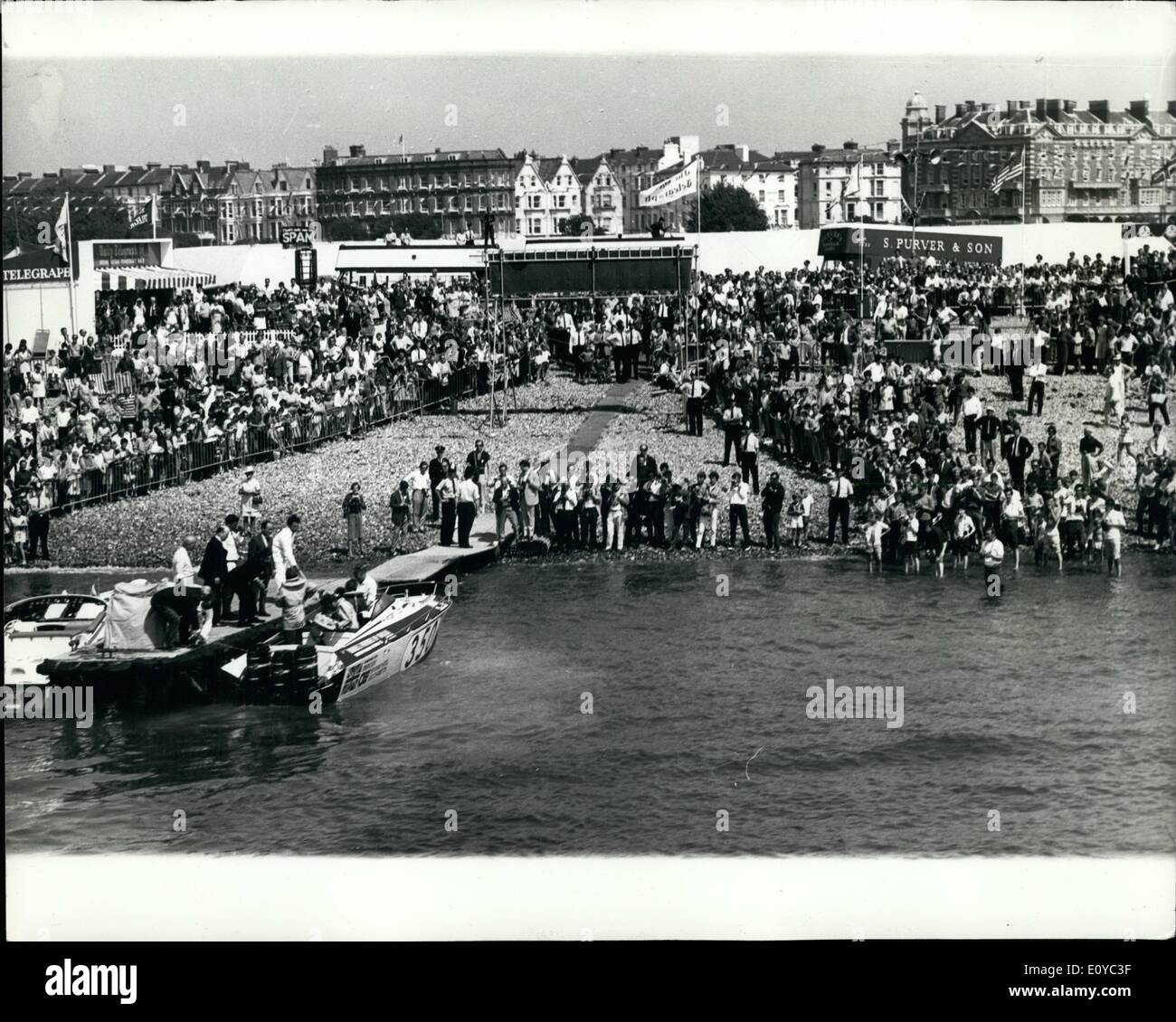 Aug. 08, 1969 - The ''Flying Finn'' wins the powerboat race: Tino ...