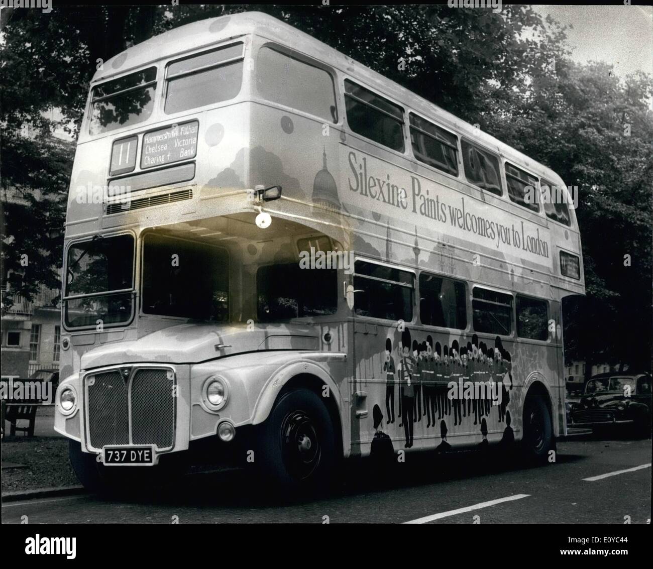 Bus livery hi-res stock photography and images - Alamy