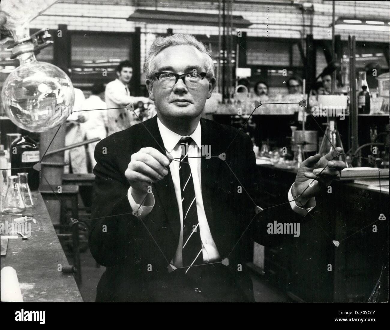 Oct. 30, 1969 - October 30th, 1969 Nobel Prize for London professor ...