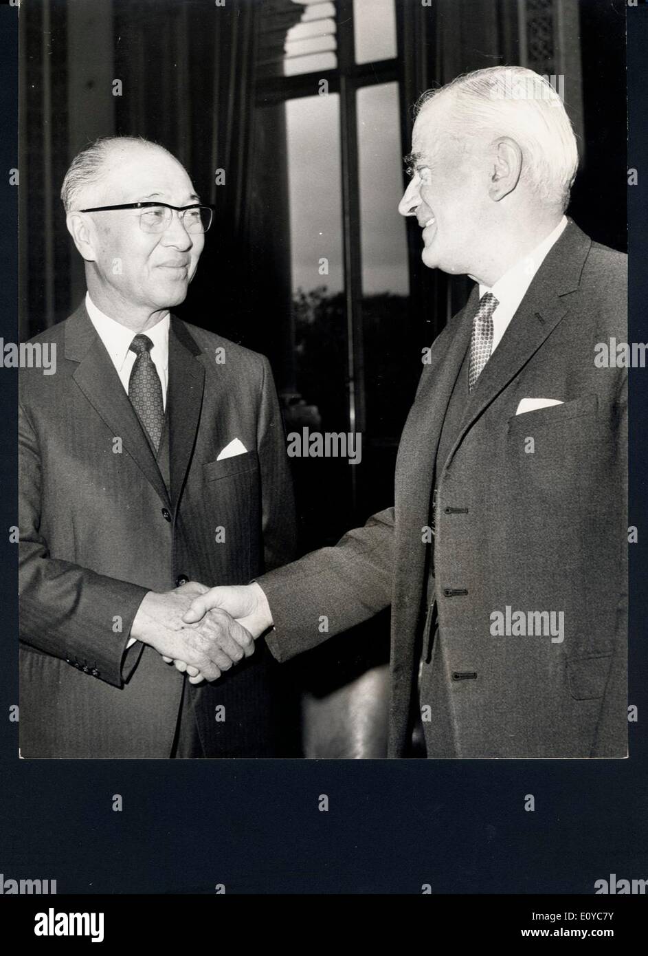 Nov 03, 1969 - London, England, United Kingdom - NAI POTE SARSIN, Prime ...