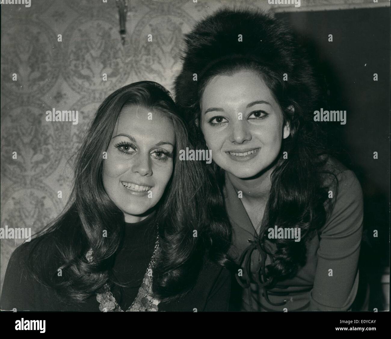 Nov. 11, 1969 - Miss World Contestants arrive in London : Photo shows ...