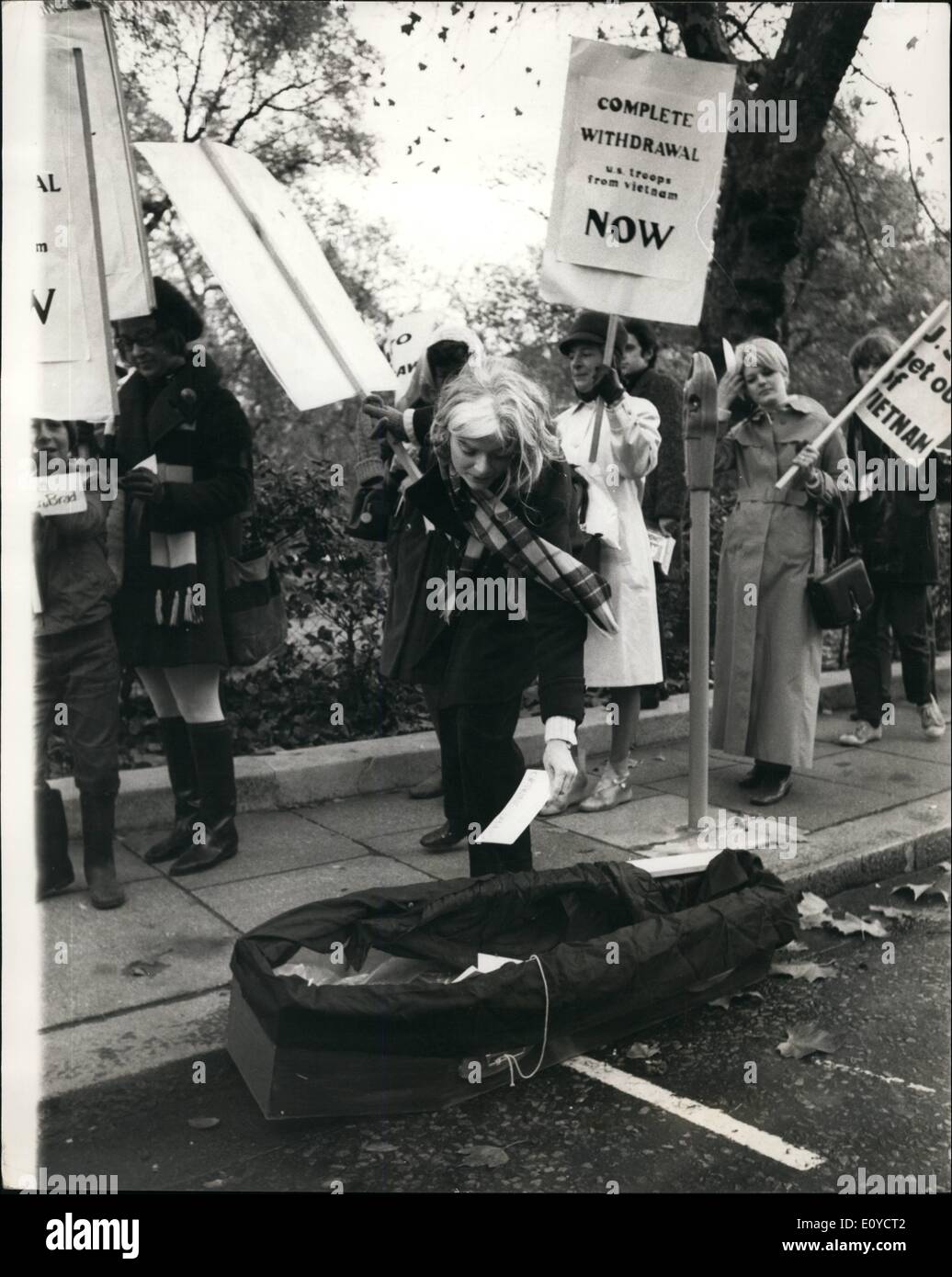 Nov. 11, 1969 - Anti-Vietnam War demonstration in Grosvenor Square ...