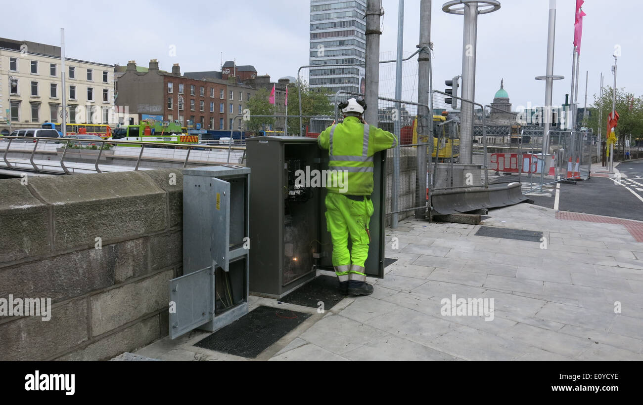 Dublin bridge painting hi-res stock photography and images - Alamy