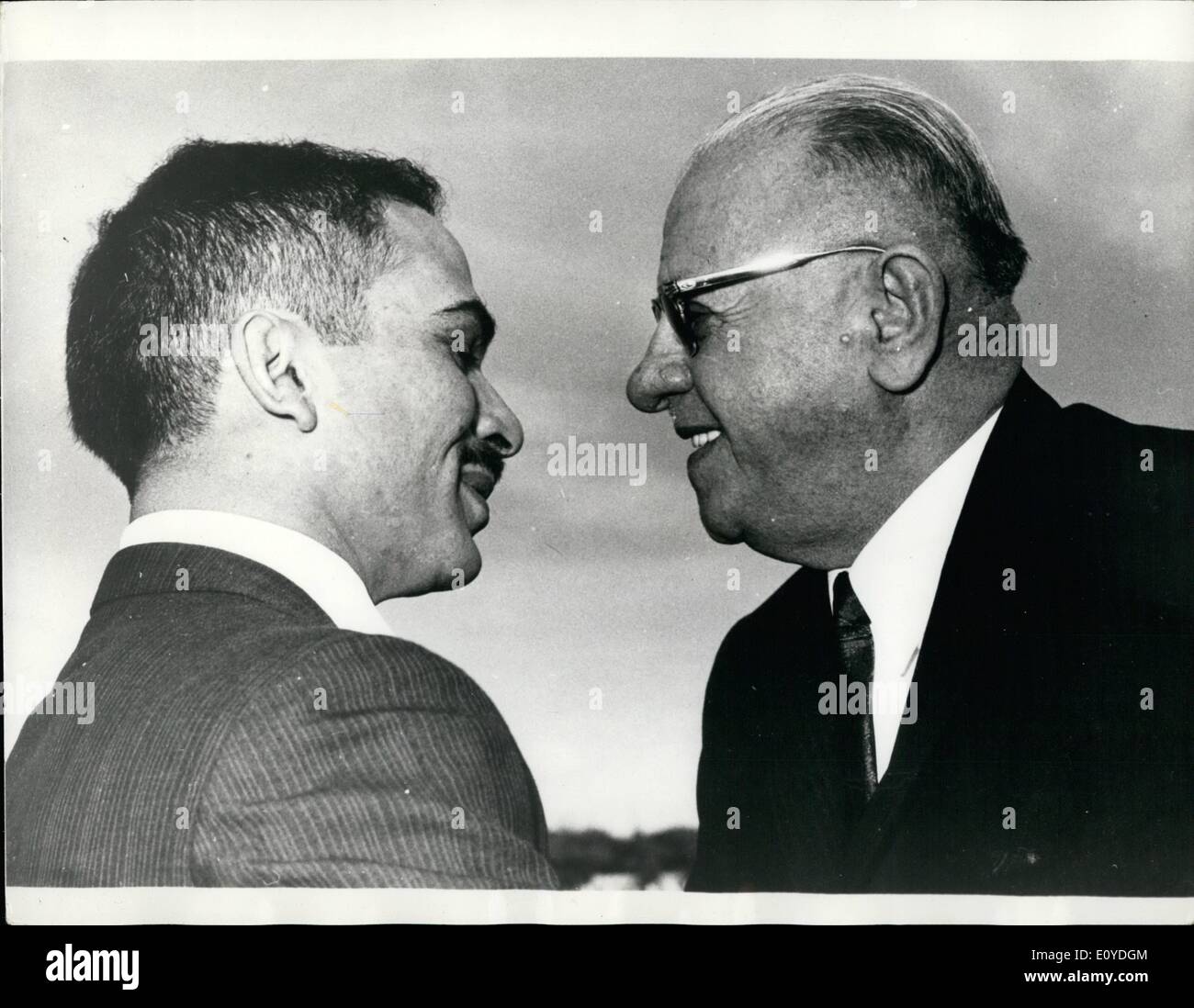 Dec. 12, 1969 - King Hussein welcomes Turkish President.: King Hussein ...