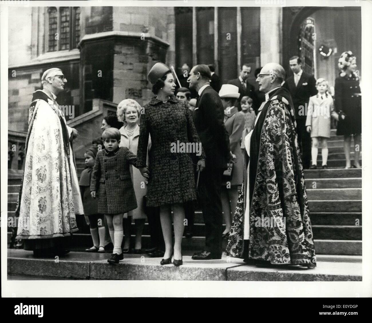 Dec. 12, 1969 - The Queen's Christmas . The queen holds the hand of her ...