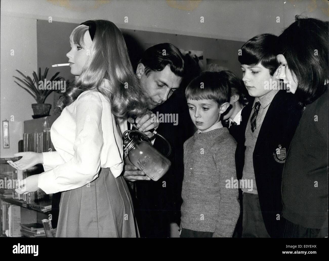 Jan. 01, 1970 - Smoking Suzy Gives Demonstration. Suzy - the glass ...