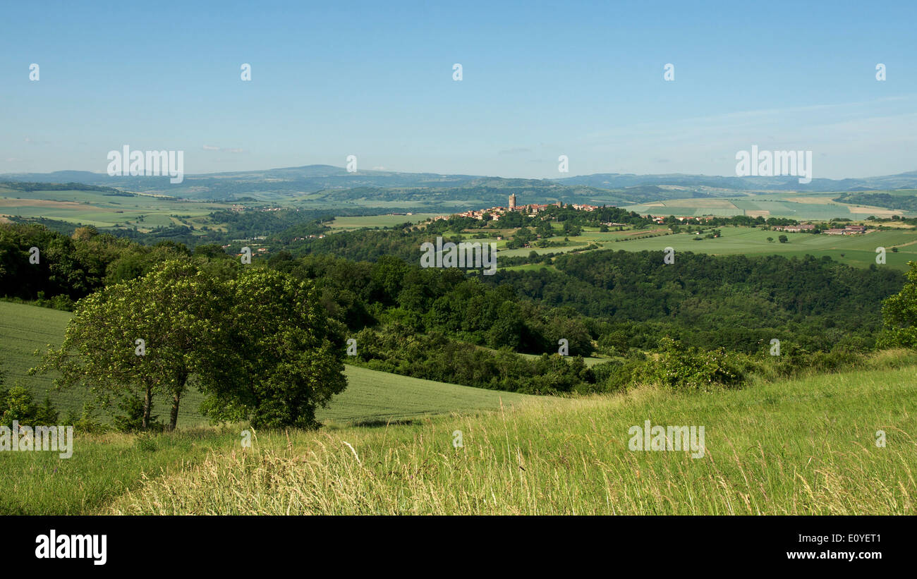 Frances plus beaux villages hi-res stock photography and images - Alamy