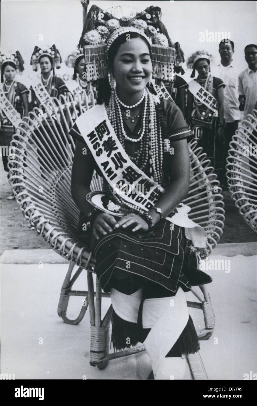 Jan. 1, 1970 - Aboriginal beauty queen.: The aboriginal Ami tribe in ...