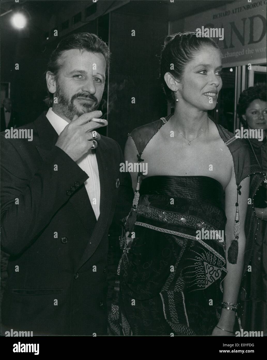 Jan. 1, 1970 - Ringo Starr and Barabara Bach are pictured here out on ...