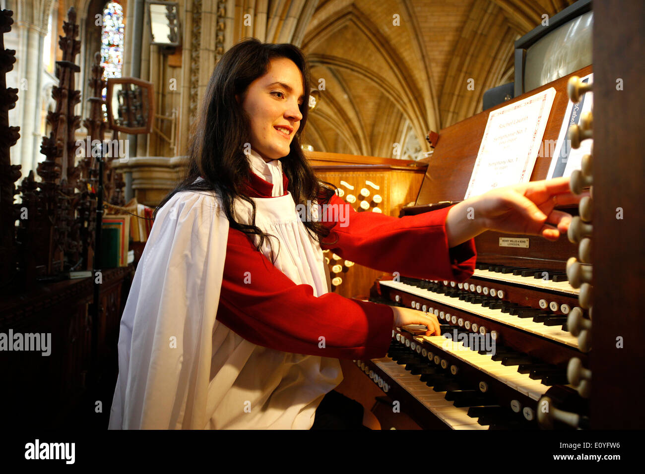 Cathedral organist hi-res stock photography and images - Alamy