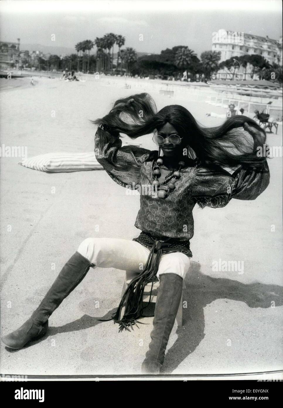 May 05, 1970 - Glenna Foster-Jones in Cannes Stock Photo - Alamy
