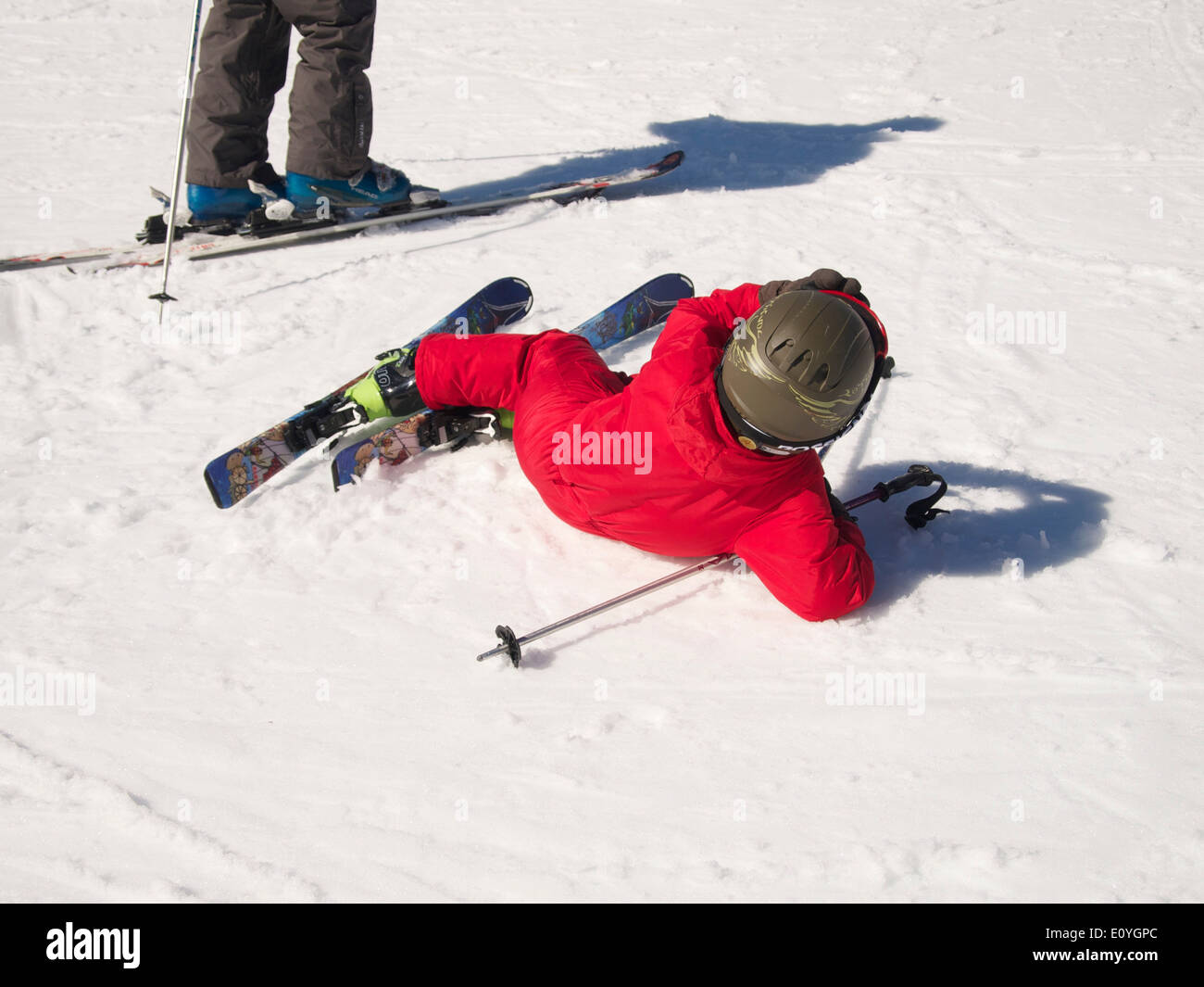 Child learning to ski Stock Photo - Alamy