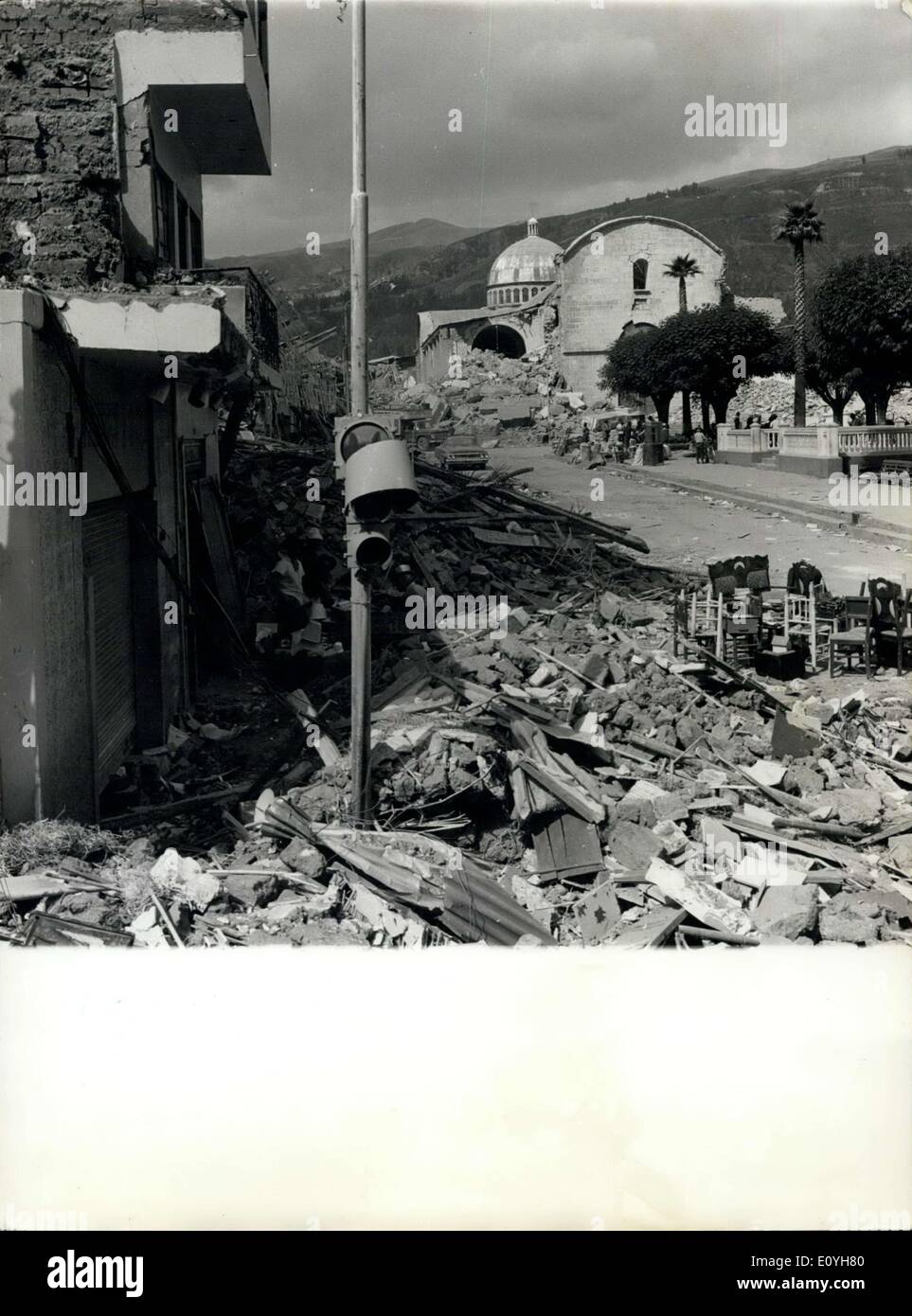 May 31, 1970 - Peruvian earthquake, Destruction in Huaraz Stock Photo ...