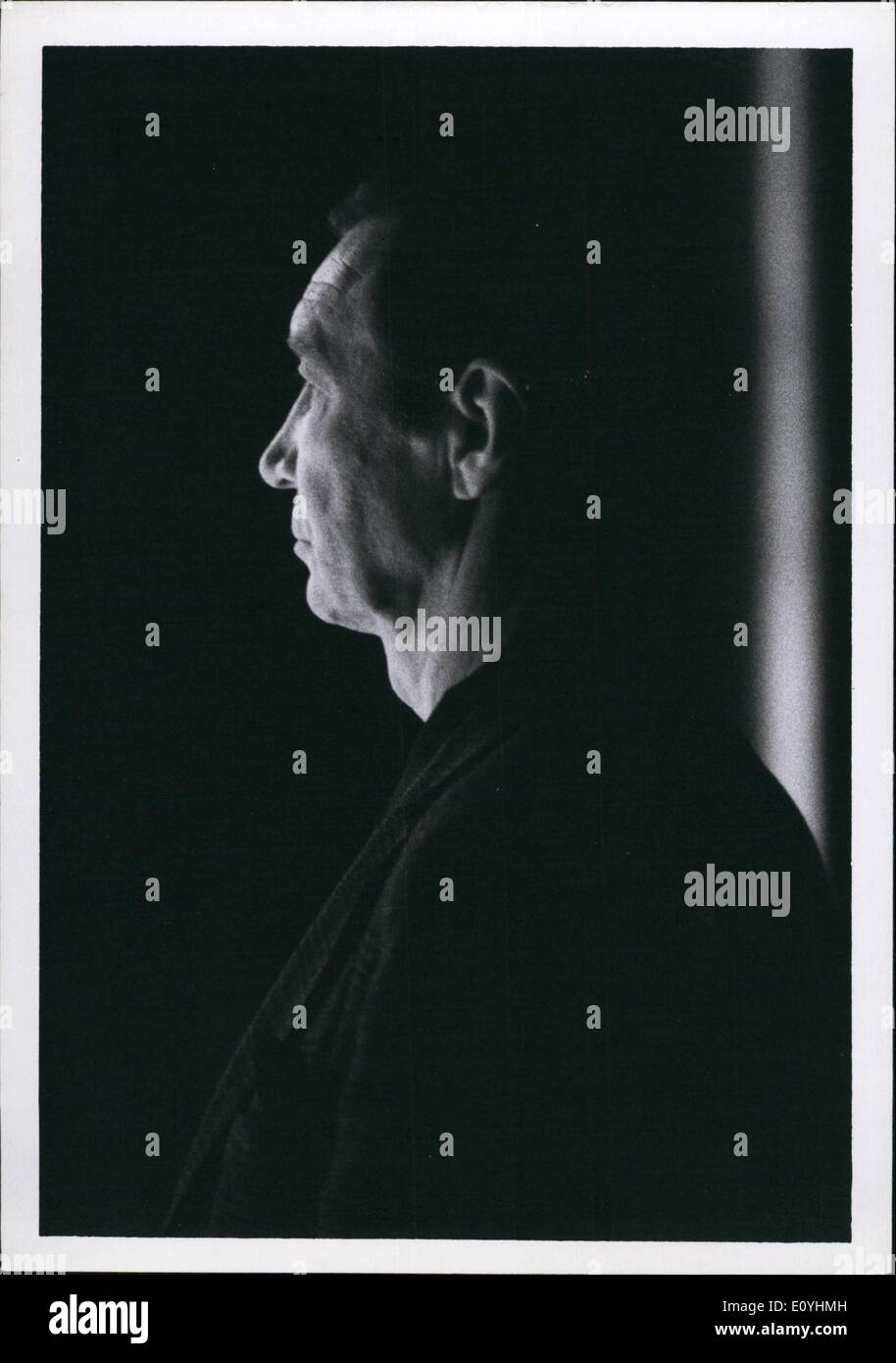 Dimitri romanoff hi-res stock photography and images - Alamy