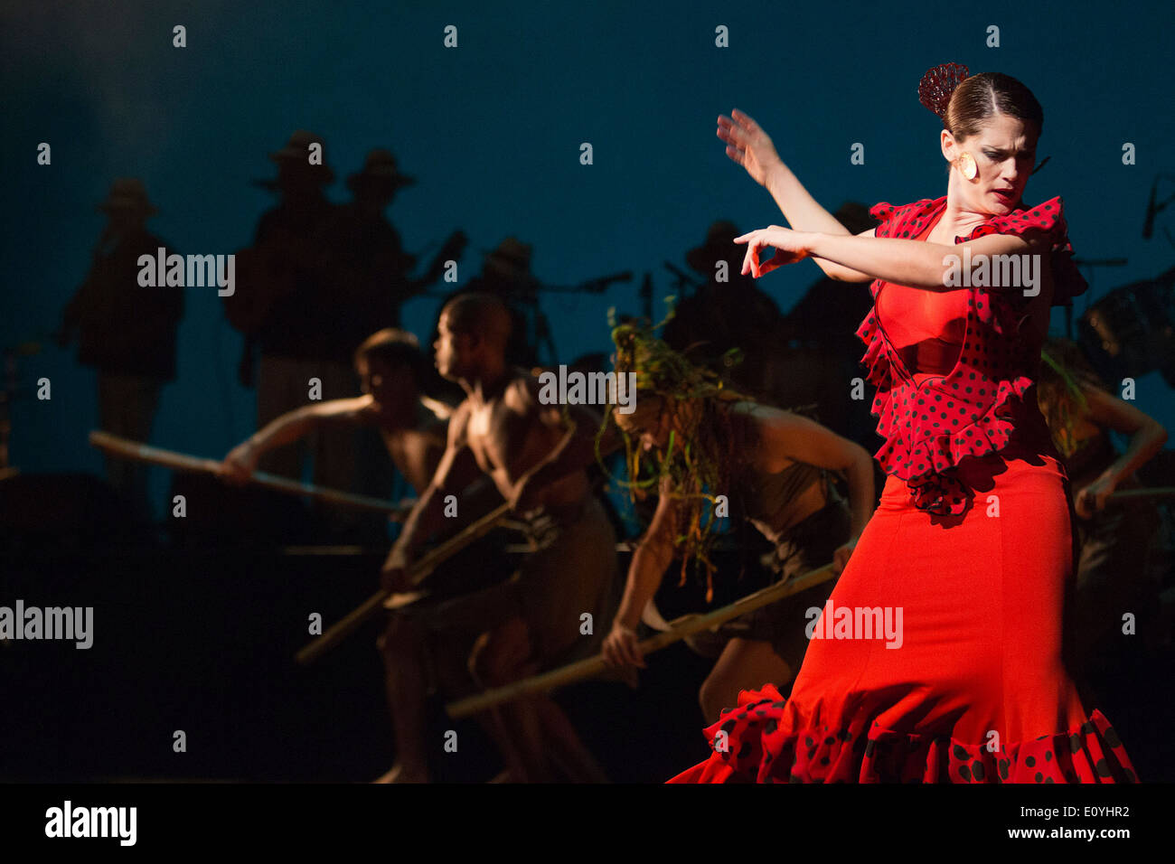 The Cuban dance show "Havana Rakatan" returns to the Peacock Theatre ...