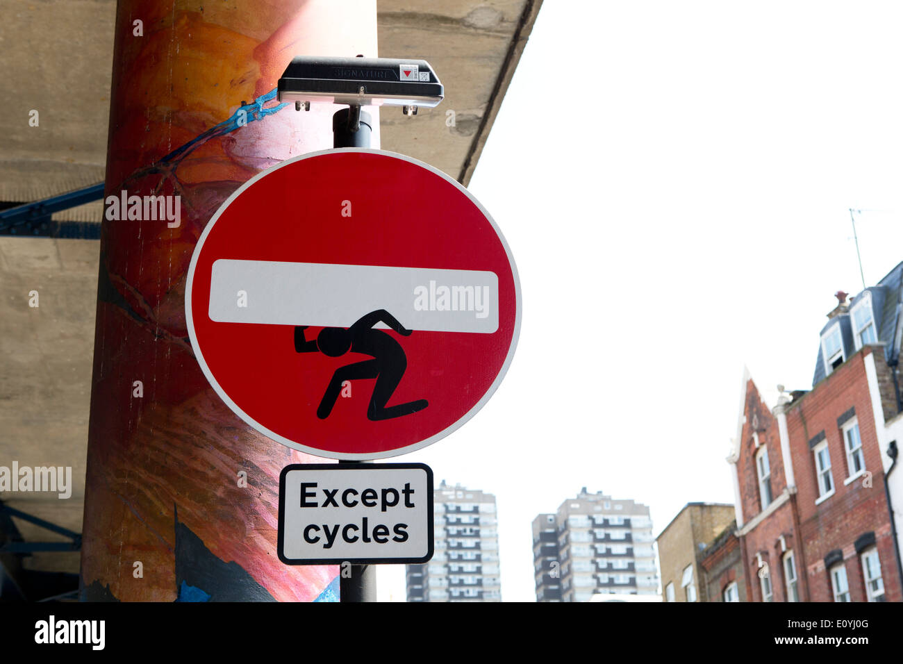 Street art graffiti no entry hi-res stock photography and images - Alamy