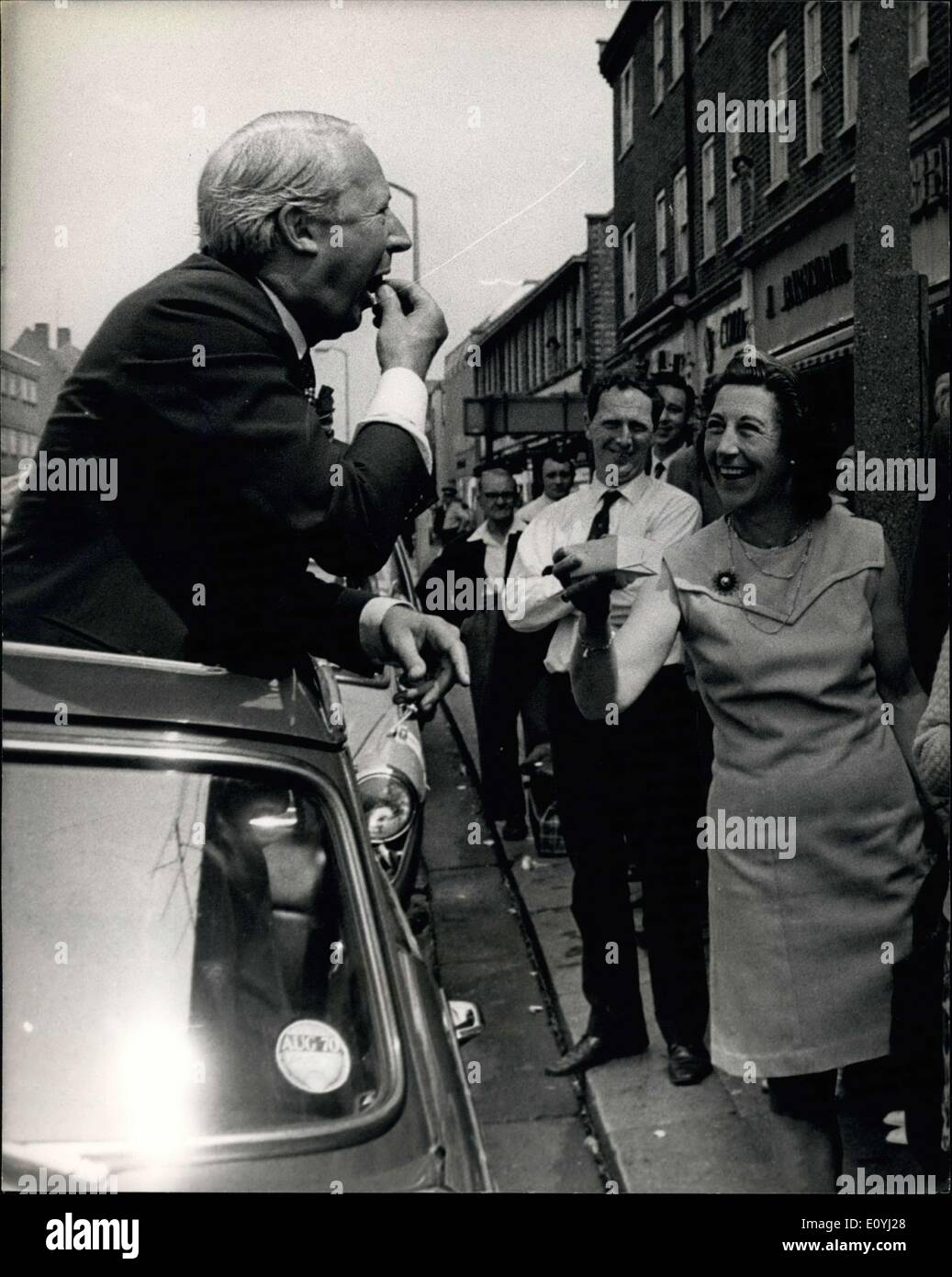 Mr ted heath hi-res stock photography and images - Alamy