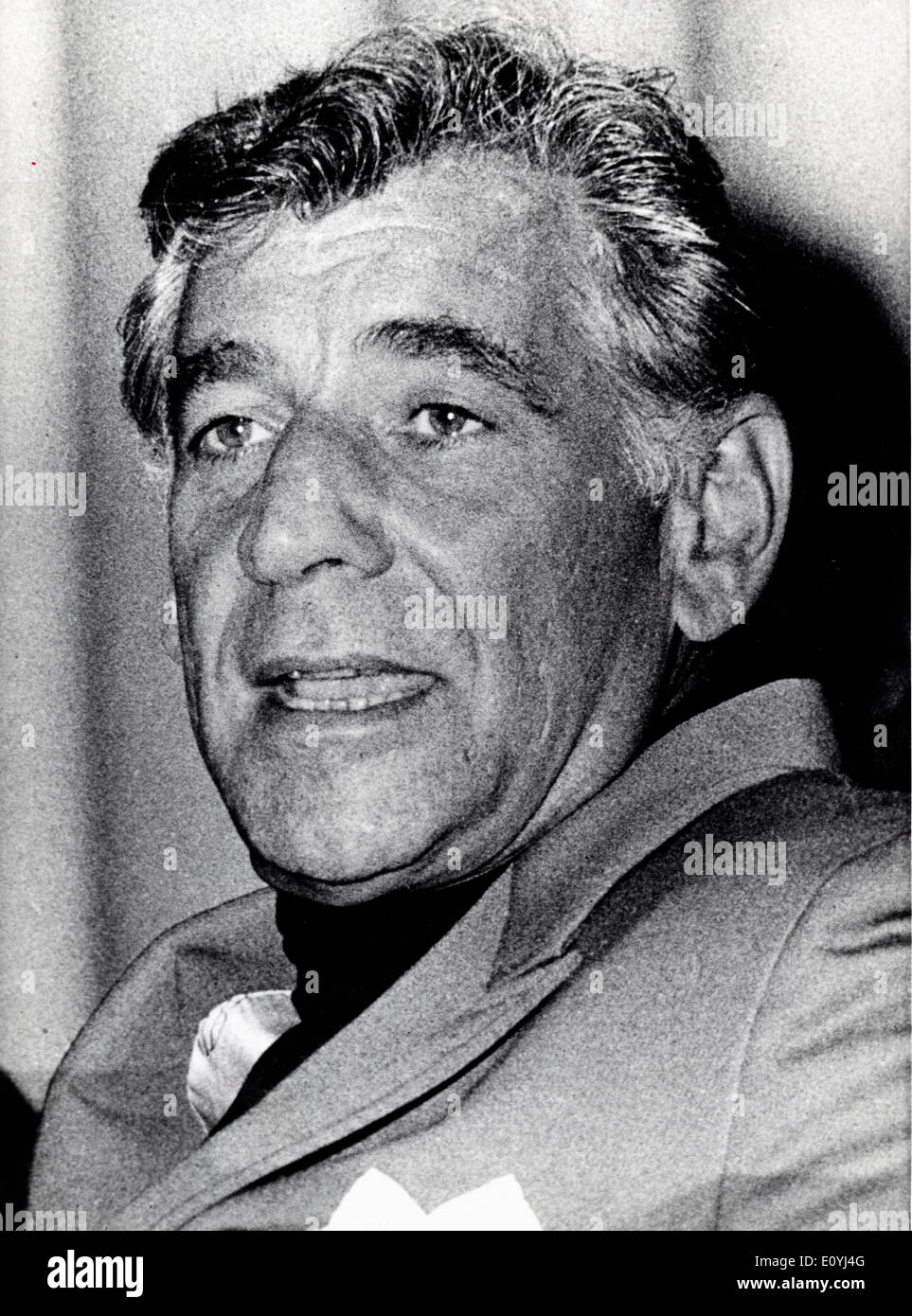 Bernstein hi-res stock photography and images - Alamy