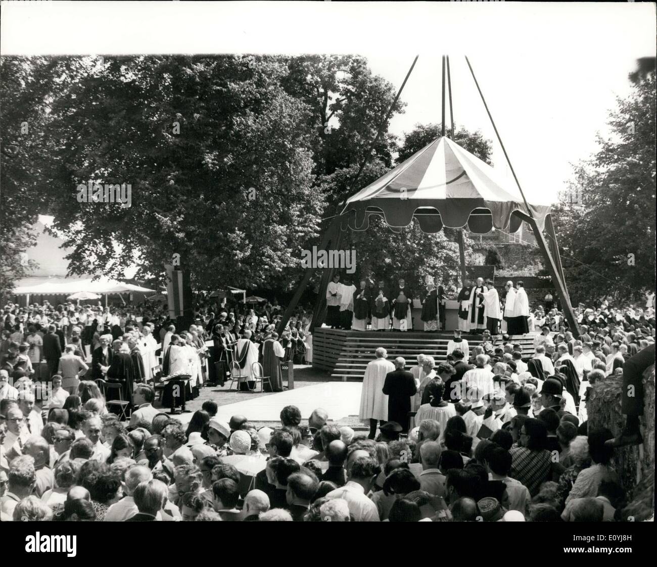 Cyril cowderoy hi-res stock photography and images - Alamy