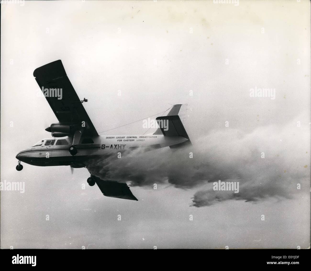 Northolt airport hi-res stock photography and images - Alamy