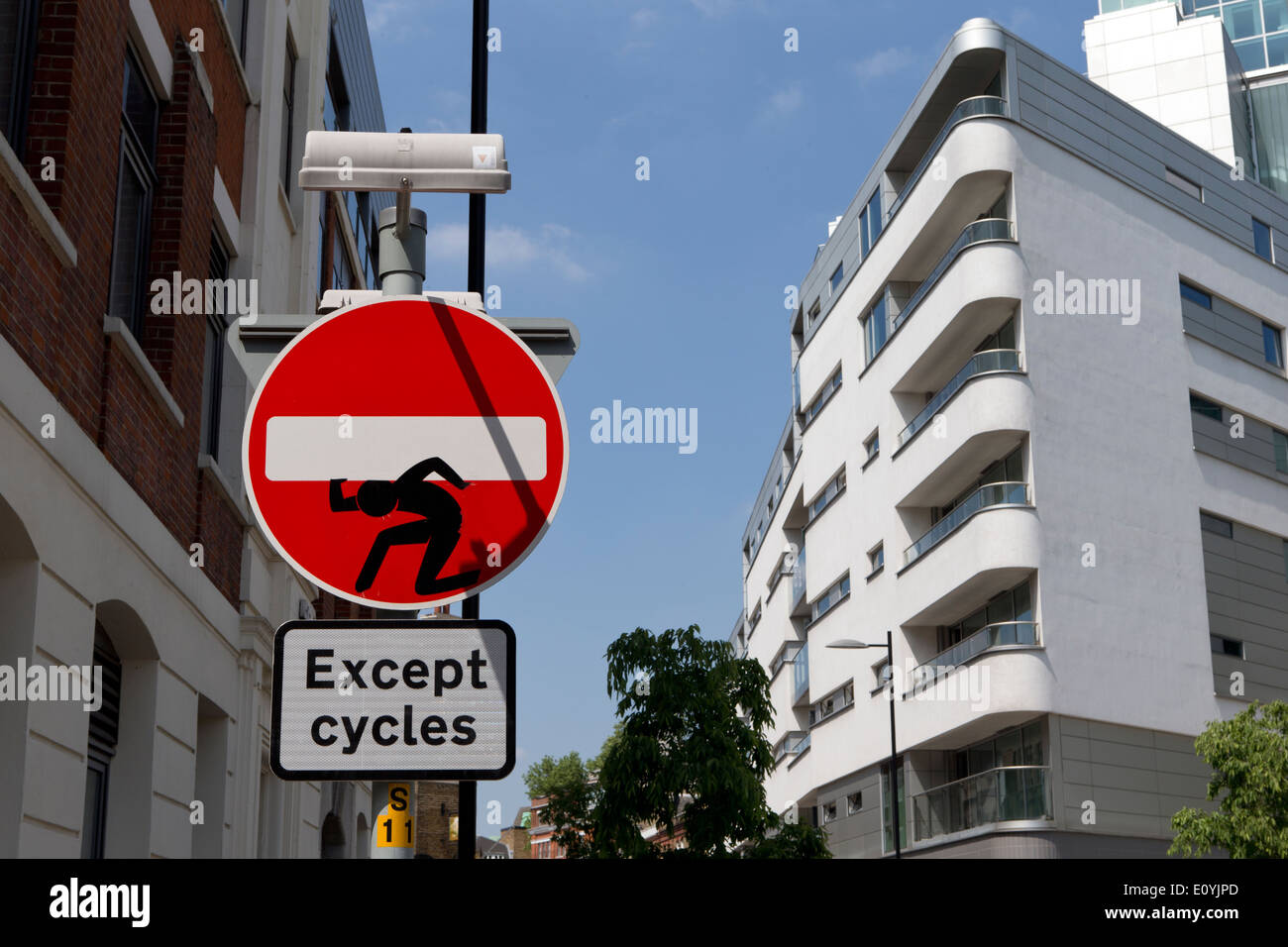 Graffiti on no entry street hi-res stock photography and images - Alamy