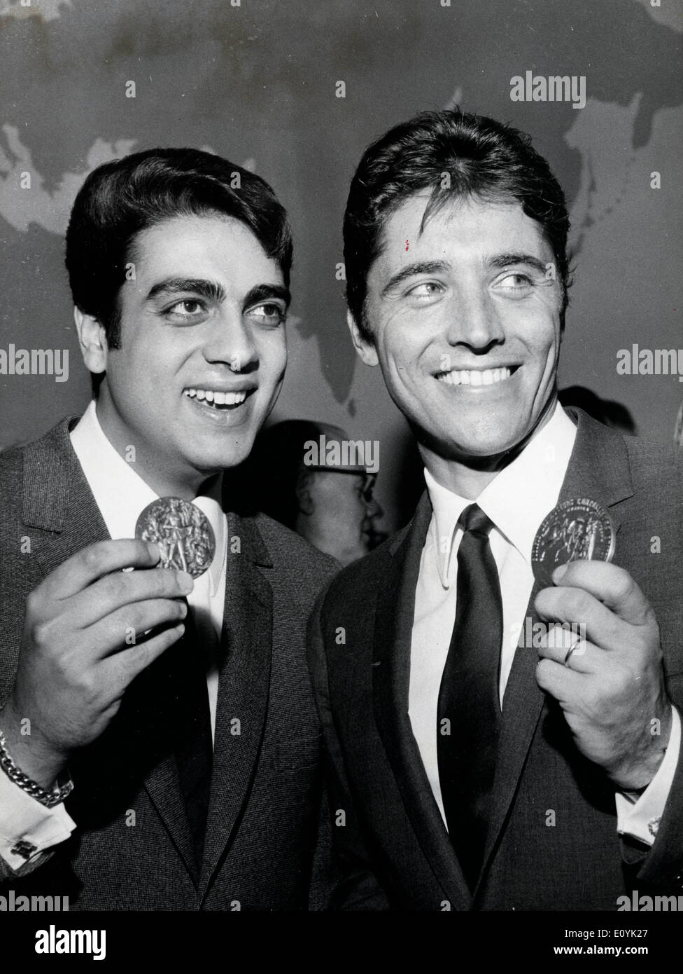 Singer Sacha Distel wins award Stock Photo - Alamy