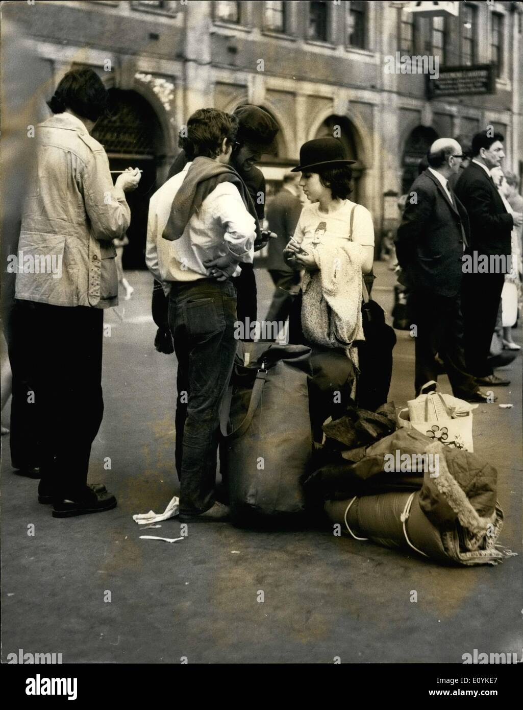 Aug. 08, 1970 - Fans leave Waterloo to attend the Isle of Wight pop ...
