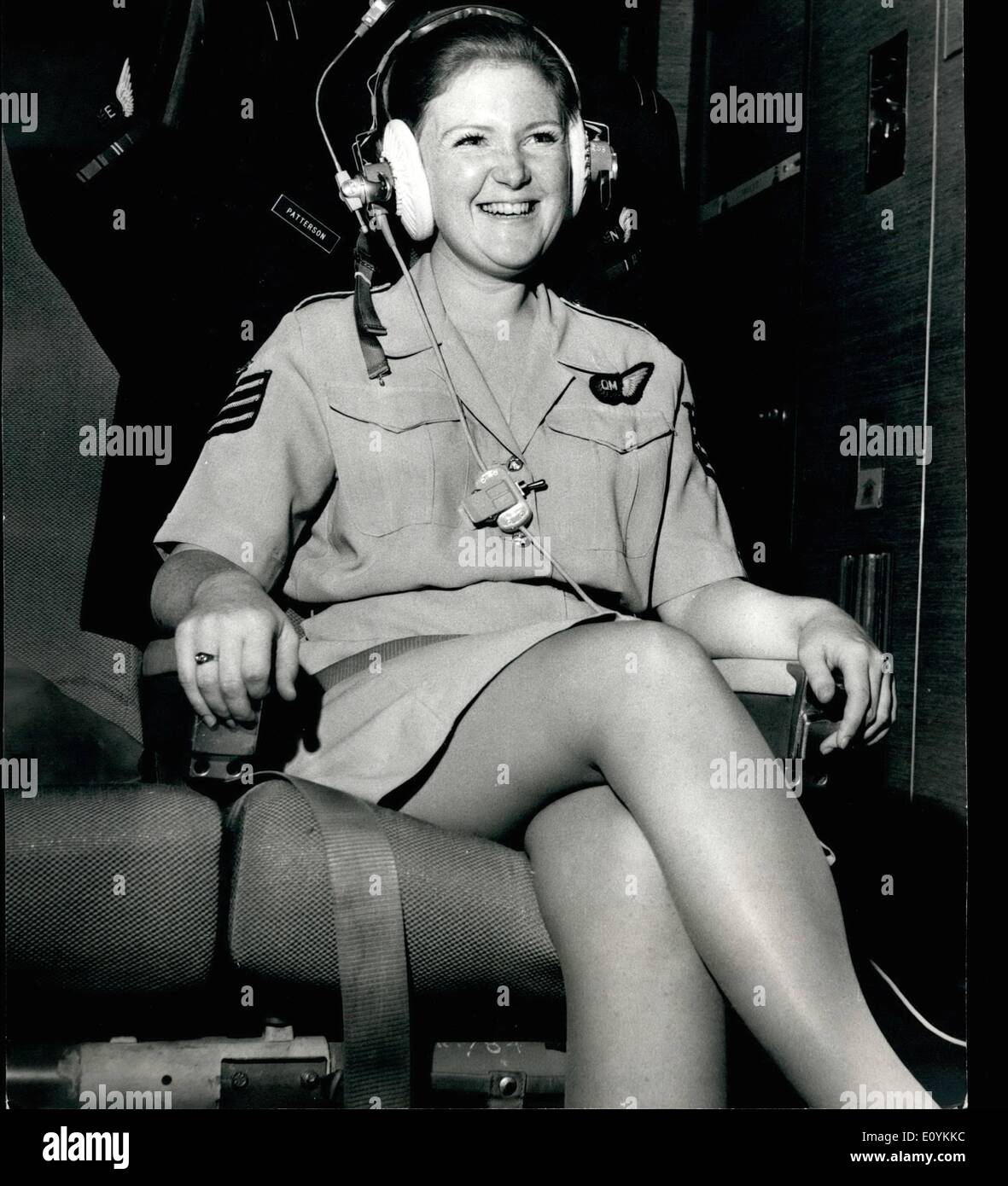 Wraf airquartermasters who fly on air support commanda a hi-res stock ...